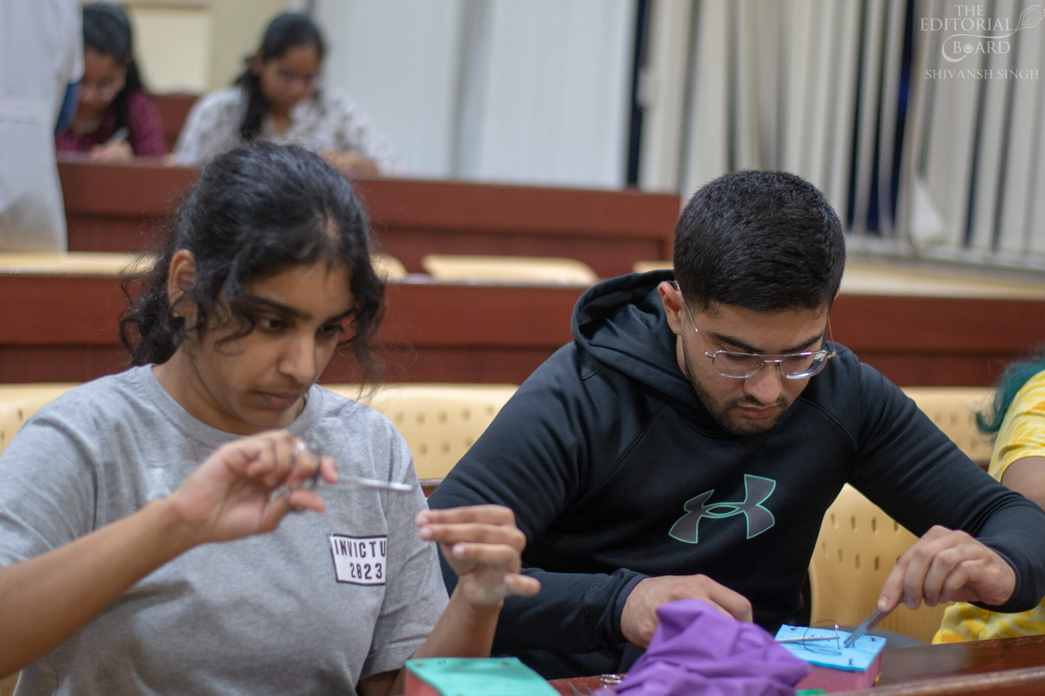 THE SUTURING WORKSHOP – Cutting Edge