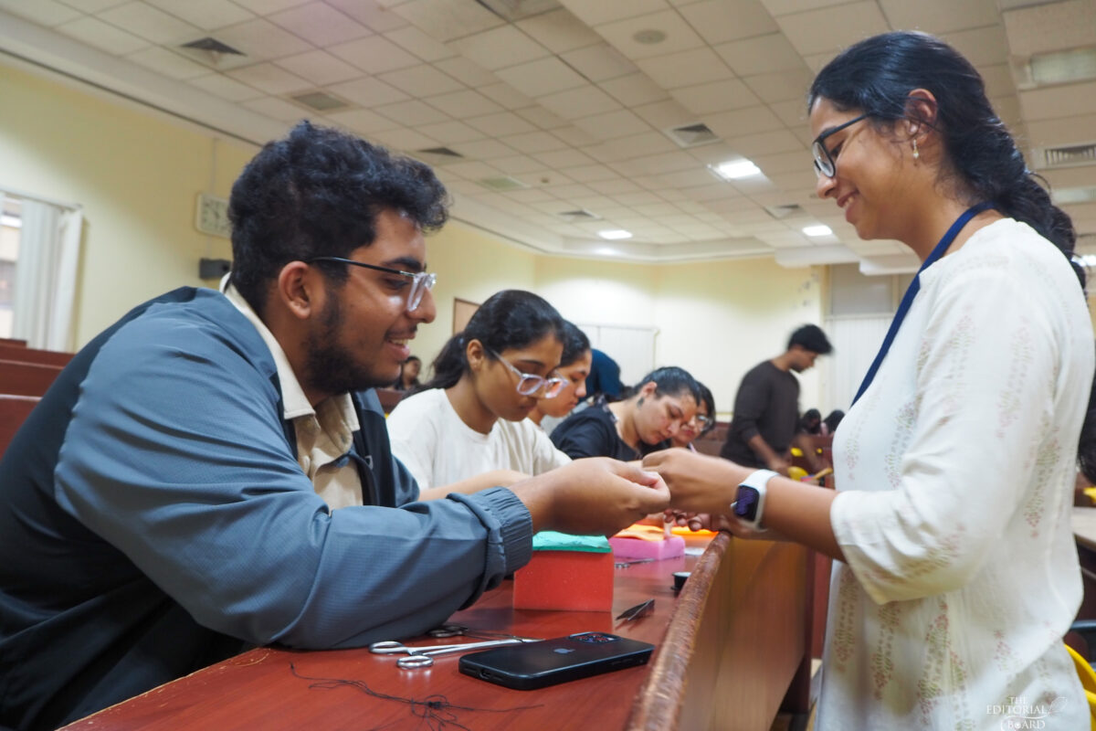 THE SUTURING WORKSHOP – Cutting Edge